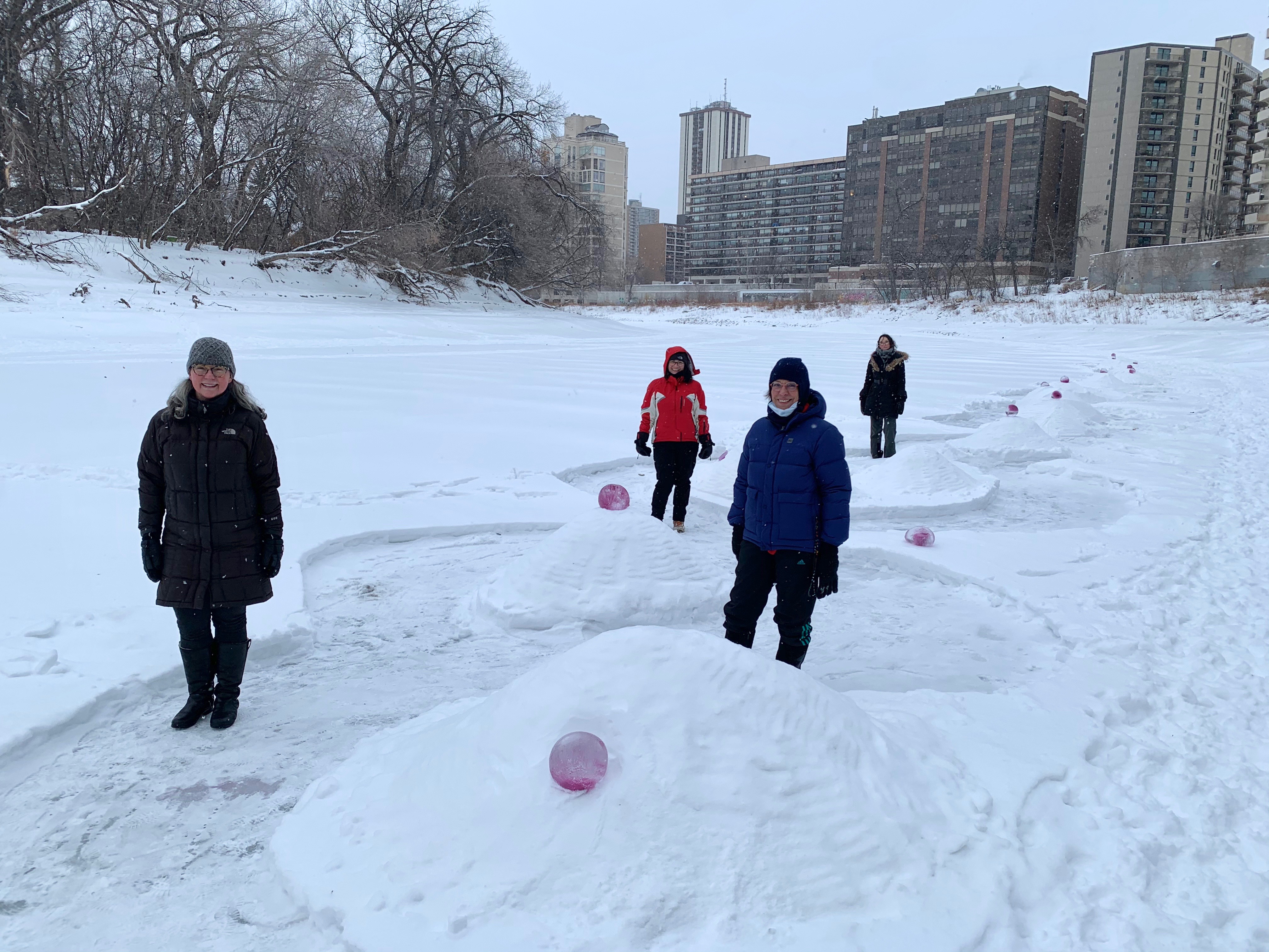 Serpentine Maze: Pop-up parks in a time of pandemic – PlaceMakers